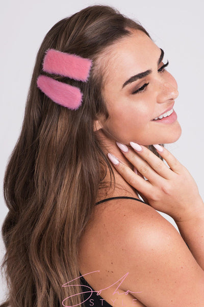 Oversized Fuzzy Rectangle Snap Clip – Soho Style